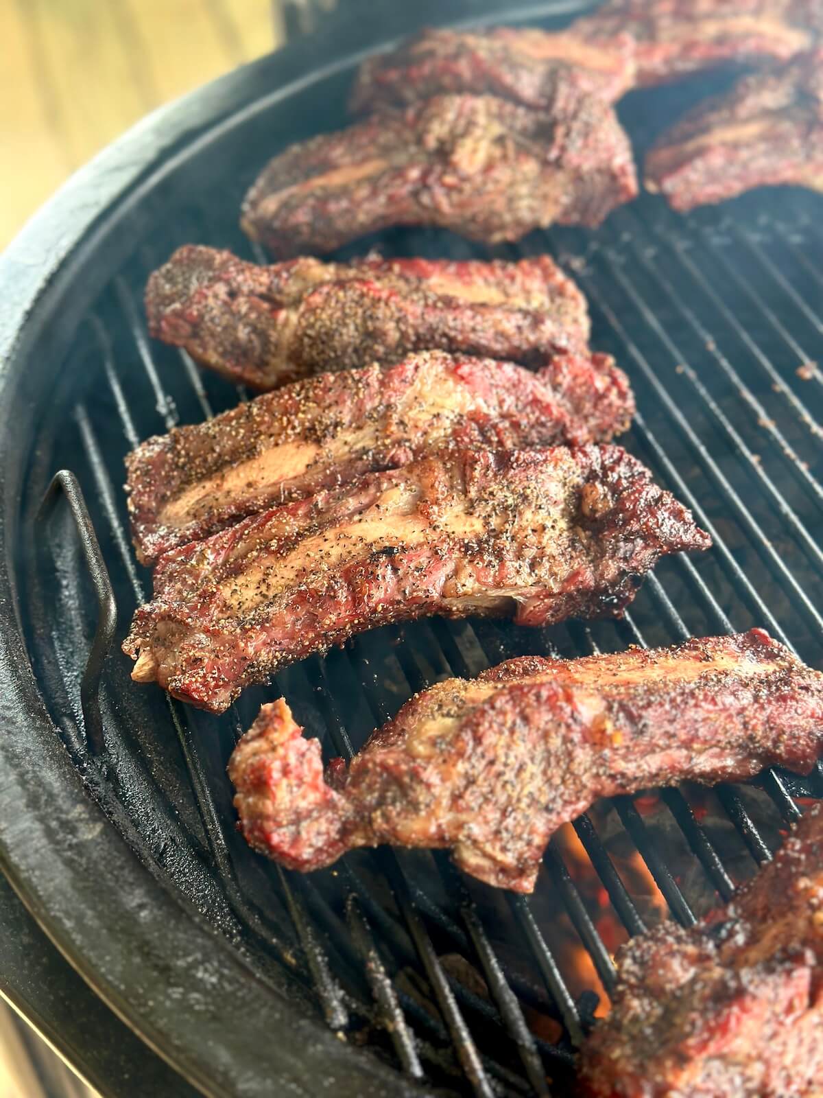 Direct Heat Beef Ribs - Party Ribs Style | Pellets and Pits